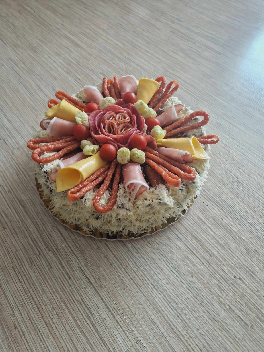 Rinkiniai prie alaus ir vyno